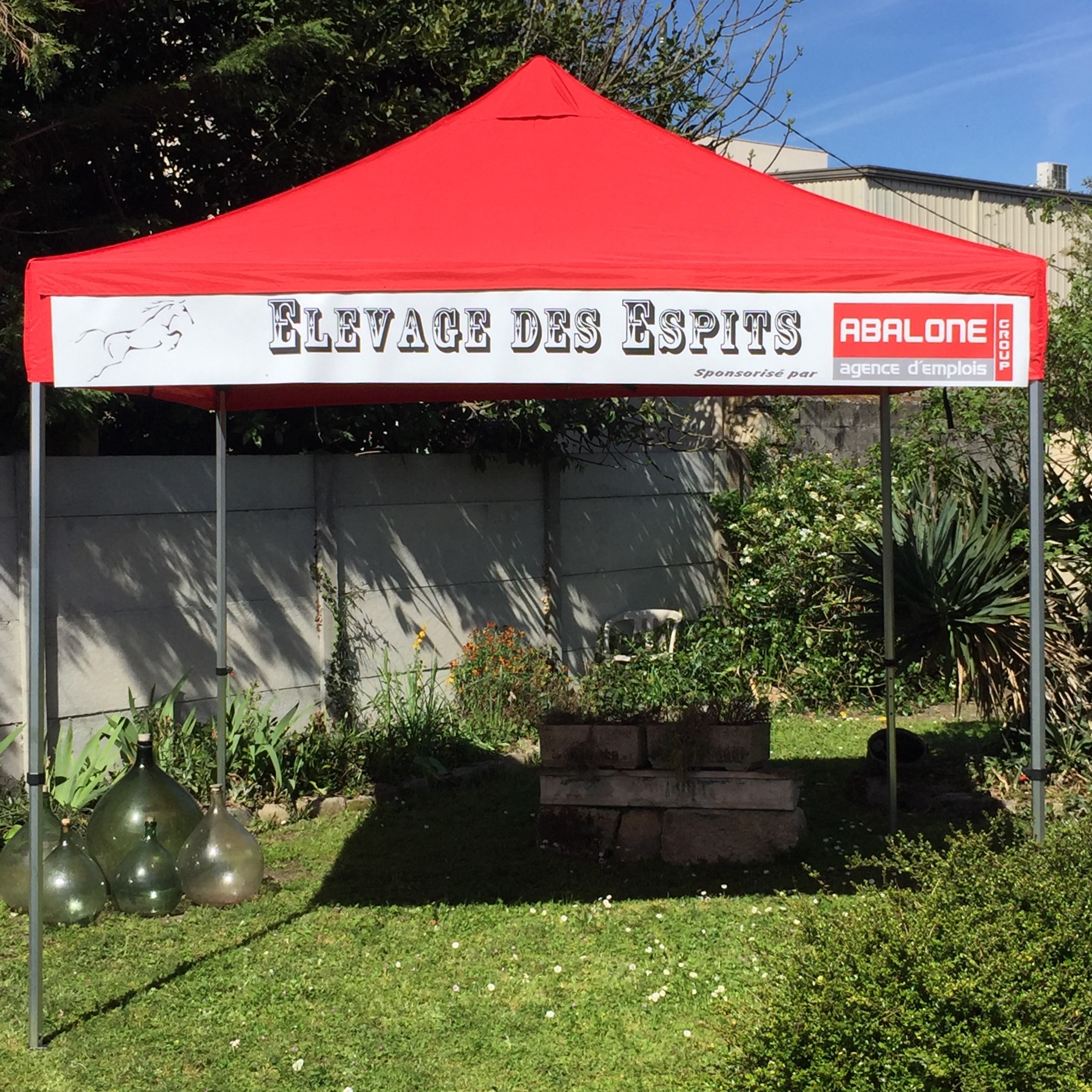 Barnum pliant professionnel & tente pliante sur mesure – Tom Sanati