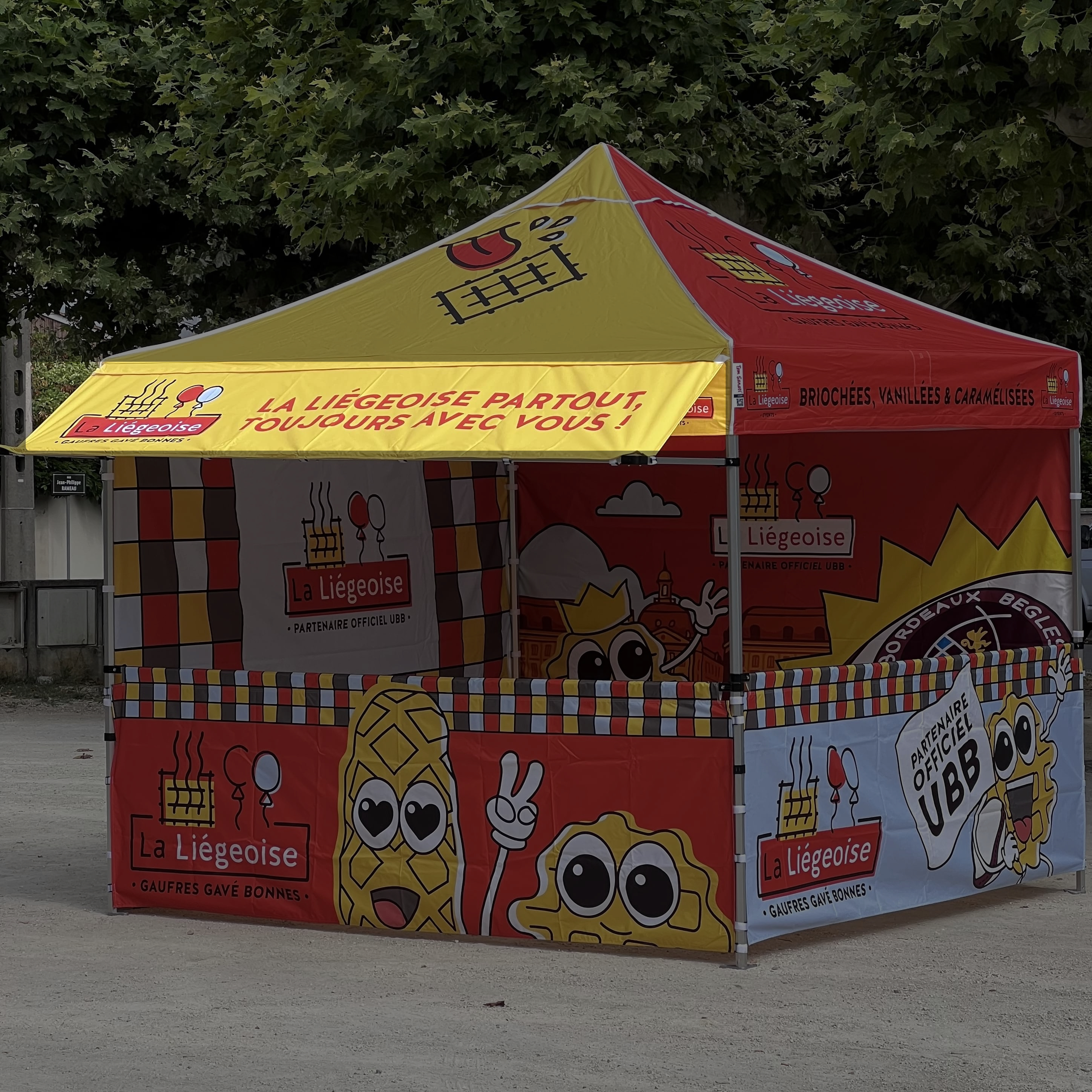 Barnum pliant professionnel & tente pliante sur mesure – Tom Sanati